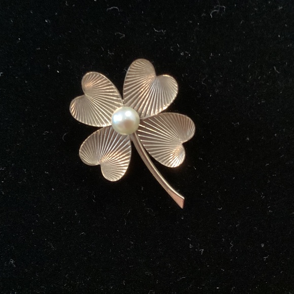 Winard | Jewelry | Vintage Winard Brooch 4 Leaf Clover Of Hearts Wpearl ...